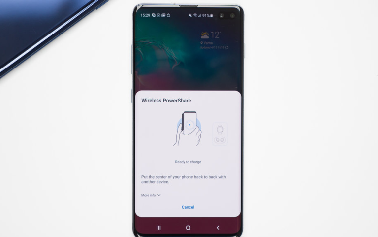 Galaxy S10e: Get to Know Reverse Wireless Charging